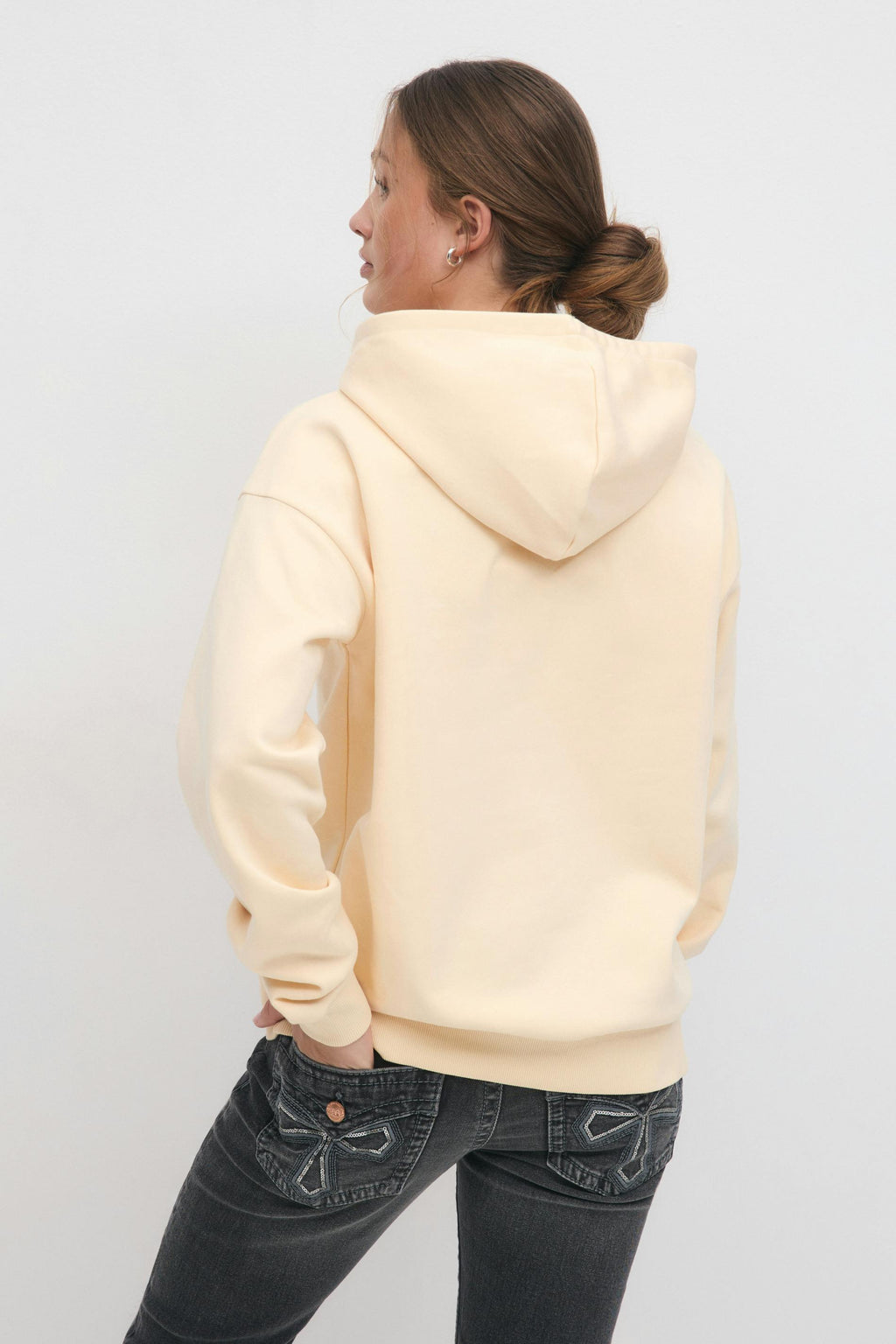Y oversized hettupeysa – ginatricot.is